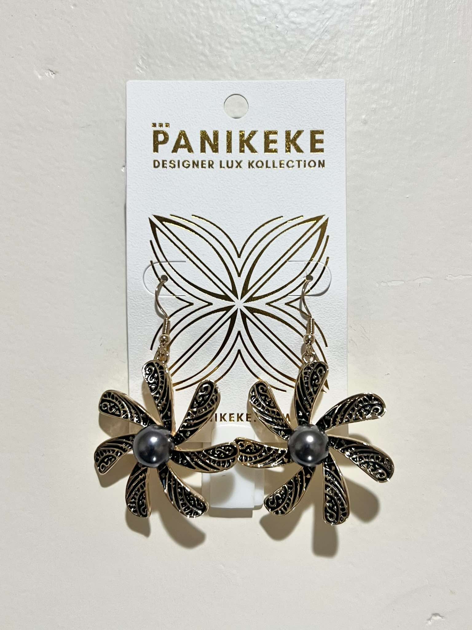 EIARE PEARL DROPS – Panikeke